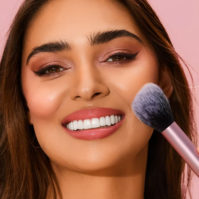 Everyday Essentials Makeup Brush Set with 1 Bonus Miracle Complexion ...
